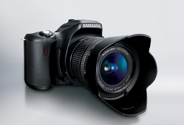 Samsung Techwin, DSLR camera GX-1S’ Debut