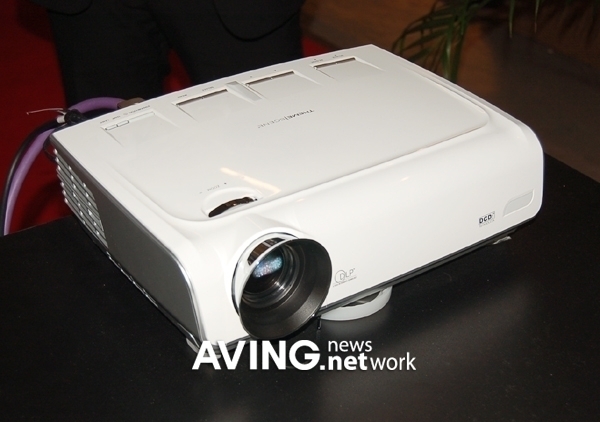 Meet Optoma projectors at CeBIT 2006 - home theater DLP projector HD72i