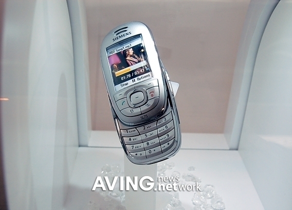 BenQ-Siemens mobile phones - the winners of iF design award 2006