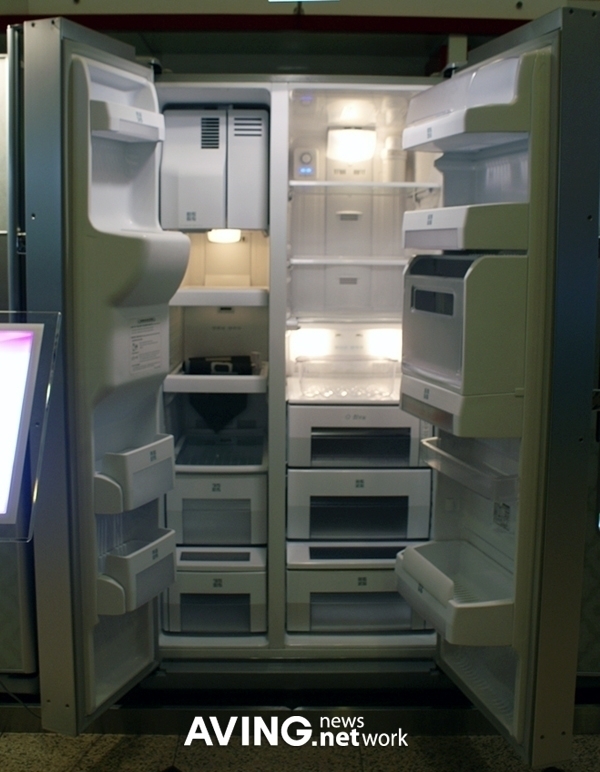 Check out the items in the fridge without opening the door