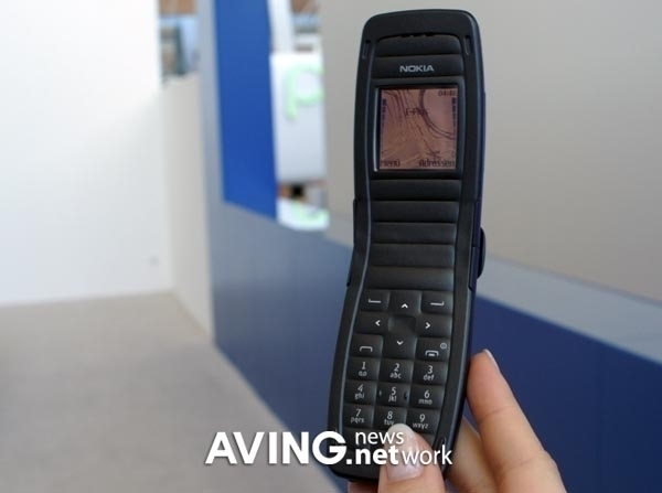 Nokia simple fashion phone 'Nokia 2652' with long battery life