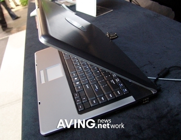 Take a look at Austrian notebook 3-Gericom '1st Supersonic Duo'