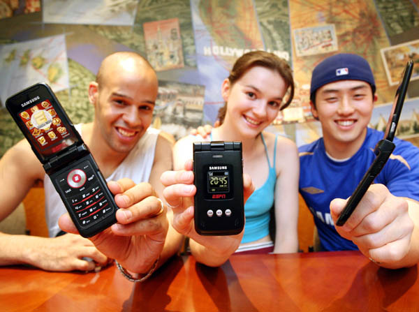 Samsung launches first mobile ESPN phone 'ACE'