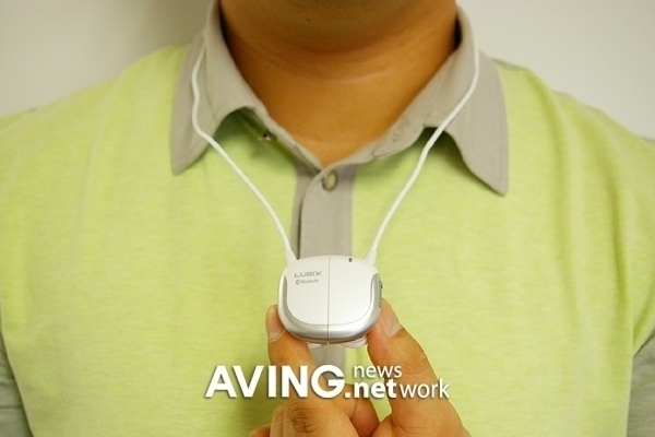 Accessory Bluetooth headset 'LUBIX'