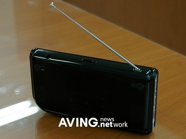 4.3-inch portable T-DMB navigation