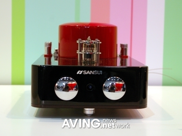 Cute integrated tube amplifier