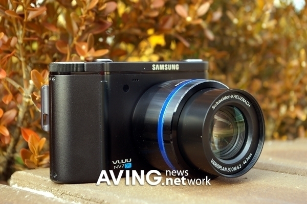 Samsung Techwin to release 'VLUU NV7 OPS' 7.2M premium digital camera