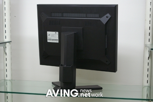 3 Gate to present 20.1-inch monitor with Genesis chip inside