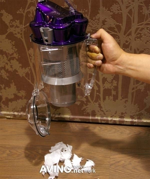 Digital Motor Powered 'DCCB-baby dyson'