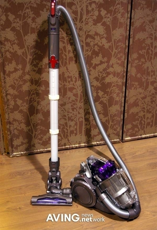 Digital Motor Powered 'DCCB-baby dyson'
