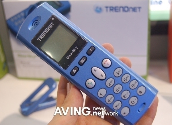 Trendnet to present Skype Bluetooth VoIP phone 'Clearsky'