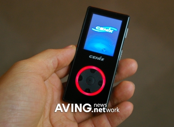 Cenix to launch 8mm-thick slim mp3 player 'CMP-M5'
