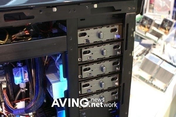 [VIP ASIA 2006 Computing] PC case- Cooler Master 'CM Stacker 830'