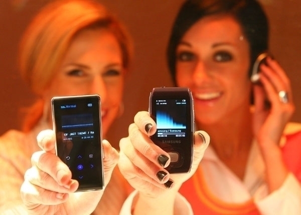 Samsung Unveils Its New 'T9' MP3 Player With Bluetooth Capability