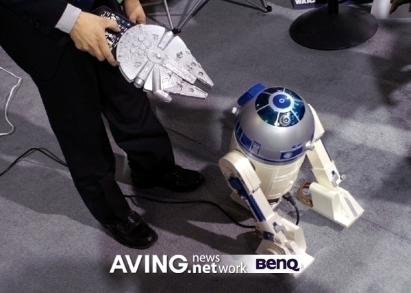 Nikko to bring R2D2 of Starwars to the CES 2007