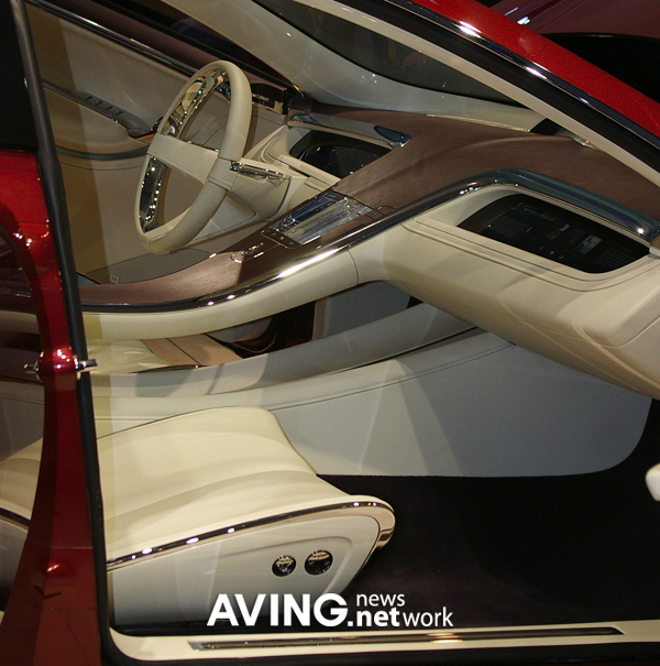 [ConCeptCar] Ford to unveil 'the Lincoln MKR’ concept car