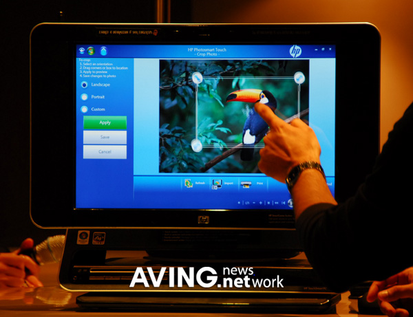 Take a look at some main features on HP all-in-one ‘TouchSmart’ PC