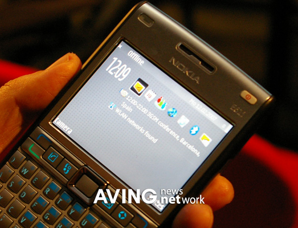 [3GSM-Nokia] Nokia E Series (3) - Slim-line 3G mobile phone 'E90'