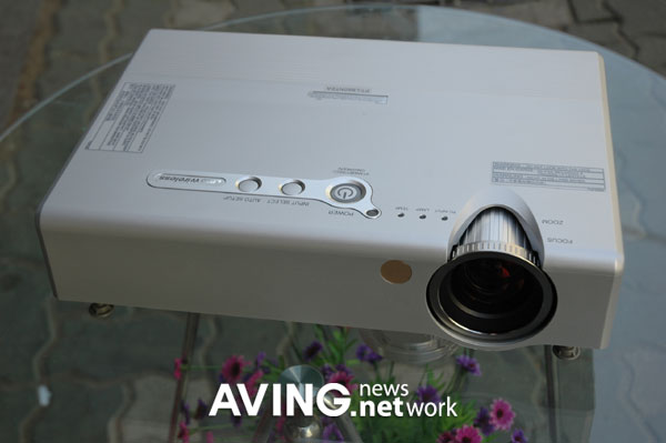 Panasonic to launch its LCD data projector ‘PT-LB60NTEA’ with WLAN