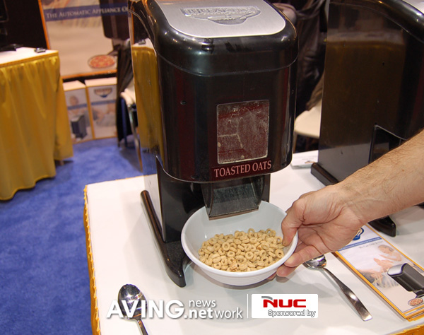 Automatic cereal dispenser 'BREAKFIX'