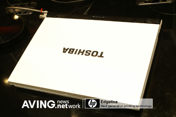 Toshiba to unveil its tablet pc 'portege R400’