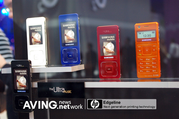 Samsung’s flagship model handset Ultra Music Phone(2)