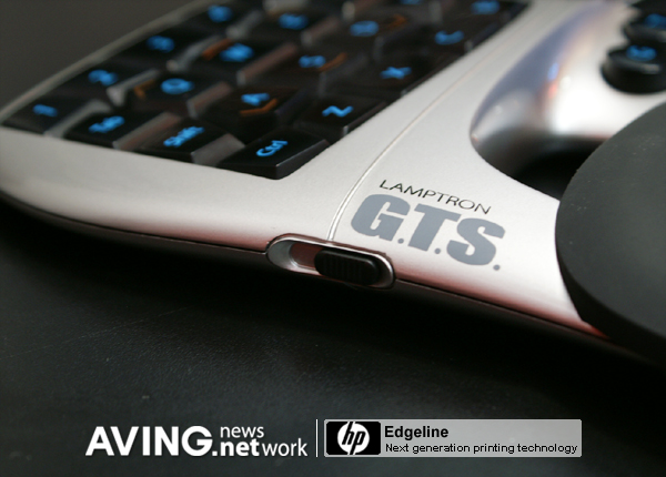 LAMPTRON to present keyboard type gamepad 'MITTEN'