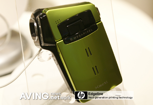 Sanyo's digital camcorder ‘Xacti DMC CG65’ supporting an 80GB SDHC memory