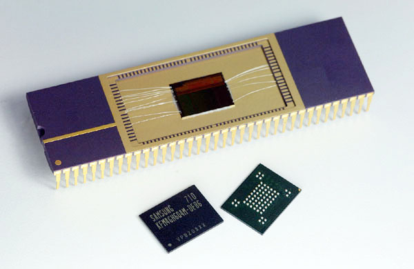 Samsung unveils its third fusion semiconductor 'Flex-OneNAND'