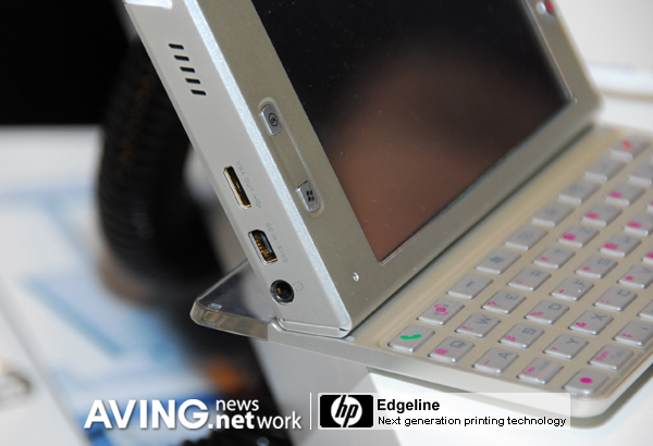 High-spec PDA phone ‘Ameo’ supporting HSDPA