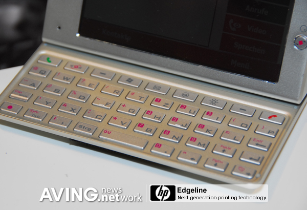 High-spec PDA phone ‘Ameo’ supporting HSDPA