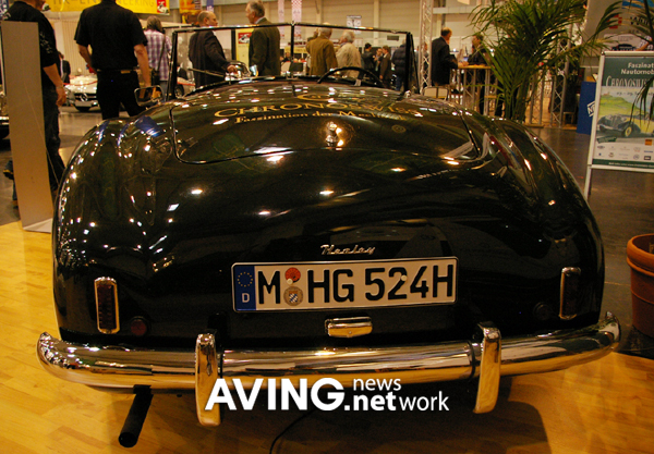 ALVIS to present its 1953 model 'Healey G'