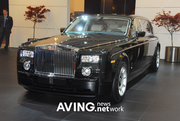Rolls Royce to present its bulletproof car ‘Phantom’