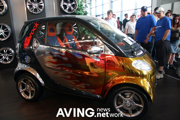 Brock to display its gold plated Benz Smart tuning-car
