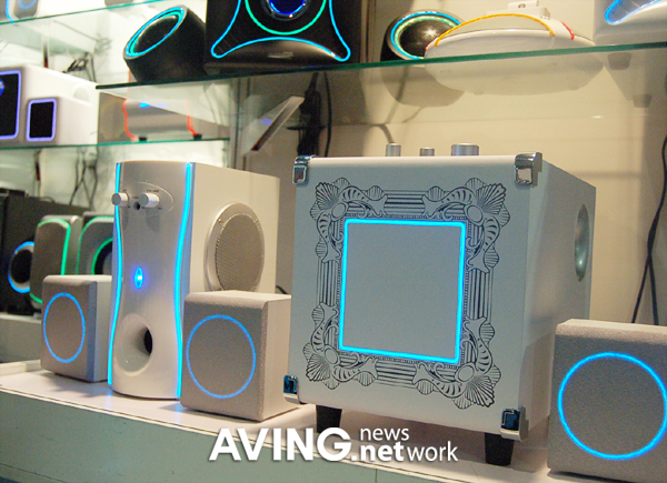 Dong Rong to present its colorful speakers