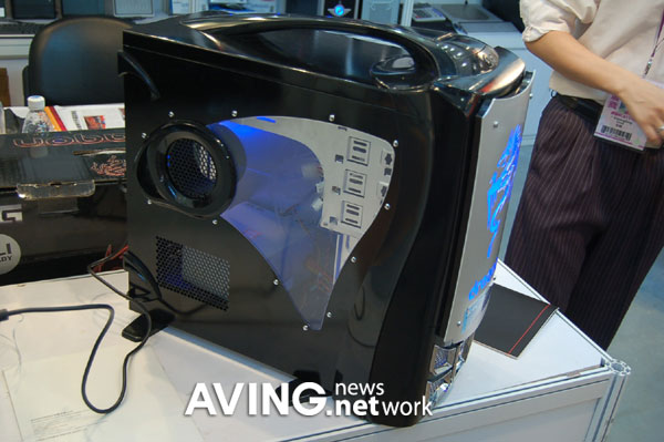 Kinghun to present its dragon pattern gaming PC case