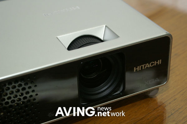 LCD projectors for SOHO with moderate price