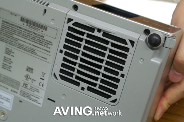 LCD projectors for SOHO with moderate price