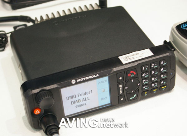 Motorola to present its TETRA handset 'MTM800'