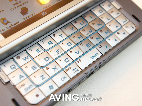 glofiish to present pocket pc phone 'M700' supporting WiFi and WM6