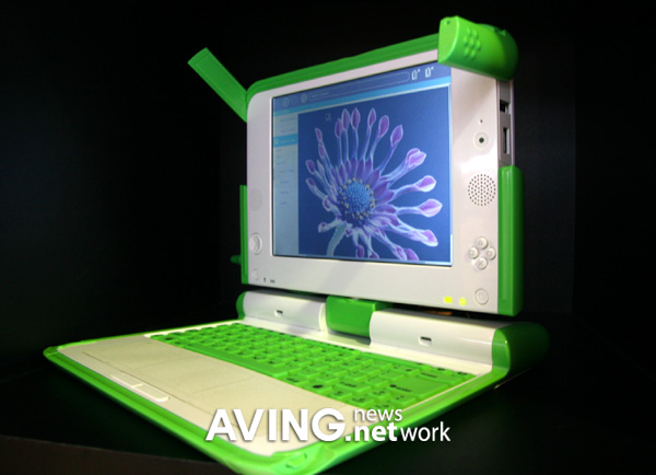 CMO to present 7.5-inch education laptop for OLPC project
