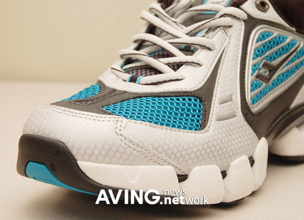 PRO-SPECS to present its running shoes 'Best Runner 1'