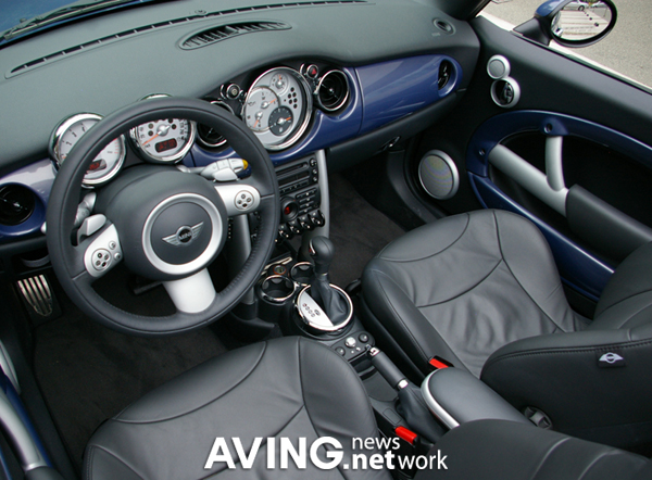 'BMW MINI Cooper S Convertible' - Inside