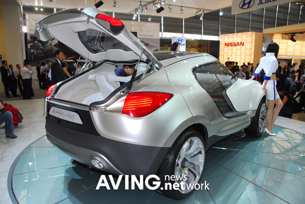 Hyundai concept car 'HED-4 QarmaQ'