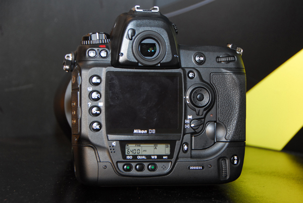 Nikon to unveil 12M DSLR camera 'D3' in Korea