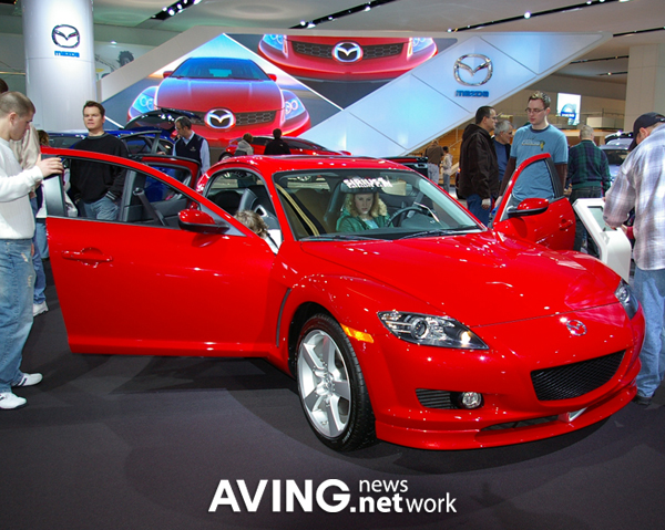 MAZDA ‘RX-8’ adopting rotary engine