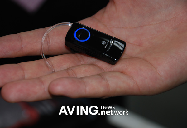 UBI&MOBI's compact Bluetooth mono headset ‘UBM-100’