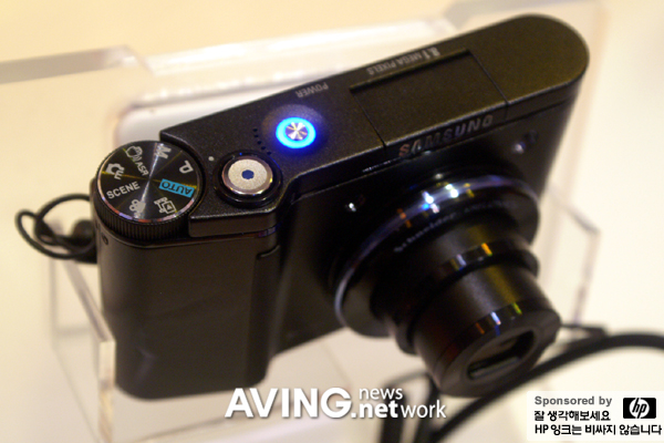 [Flagship model] 8M digital camera 'NV8' with smart touch interface