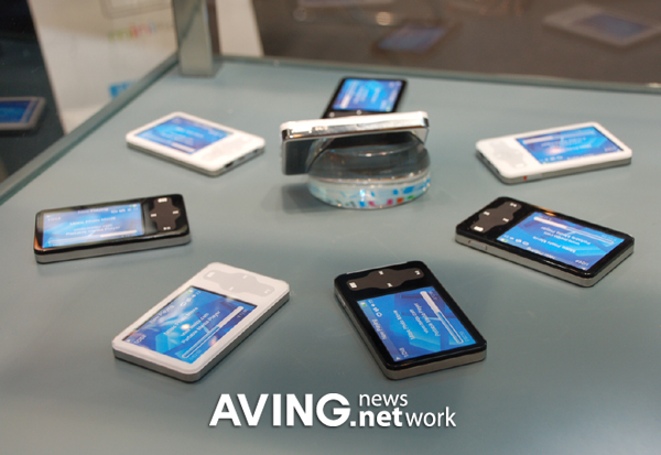 Meizu to showcase its 7.3mm-thick MP3P 'mini Player SL'