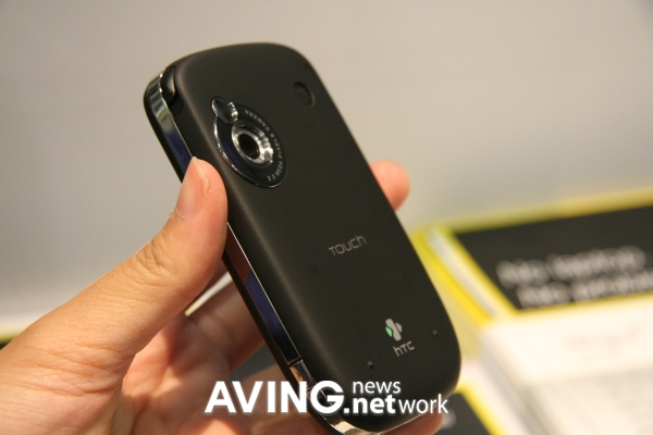 HTC's 3G smartphone 'Touch' aimed at iPhone